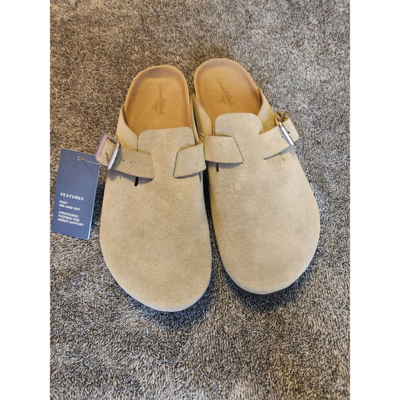 Universal Thread | Shoes | Universal Thread Clog Mule Flats | Poshmark